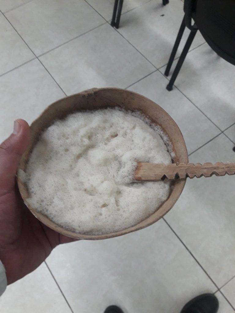 Conoce el popo y el tejate, las bebidas espumosas de Oaxaca