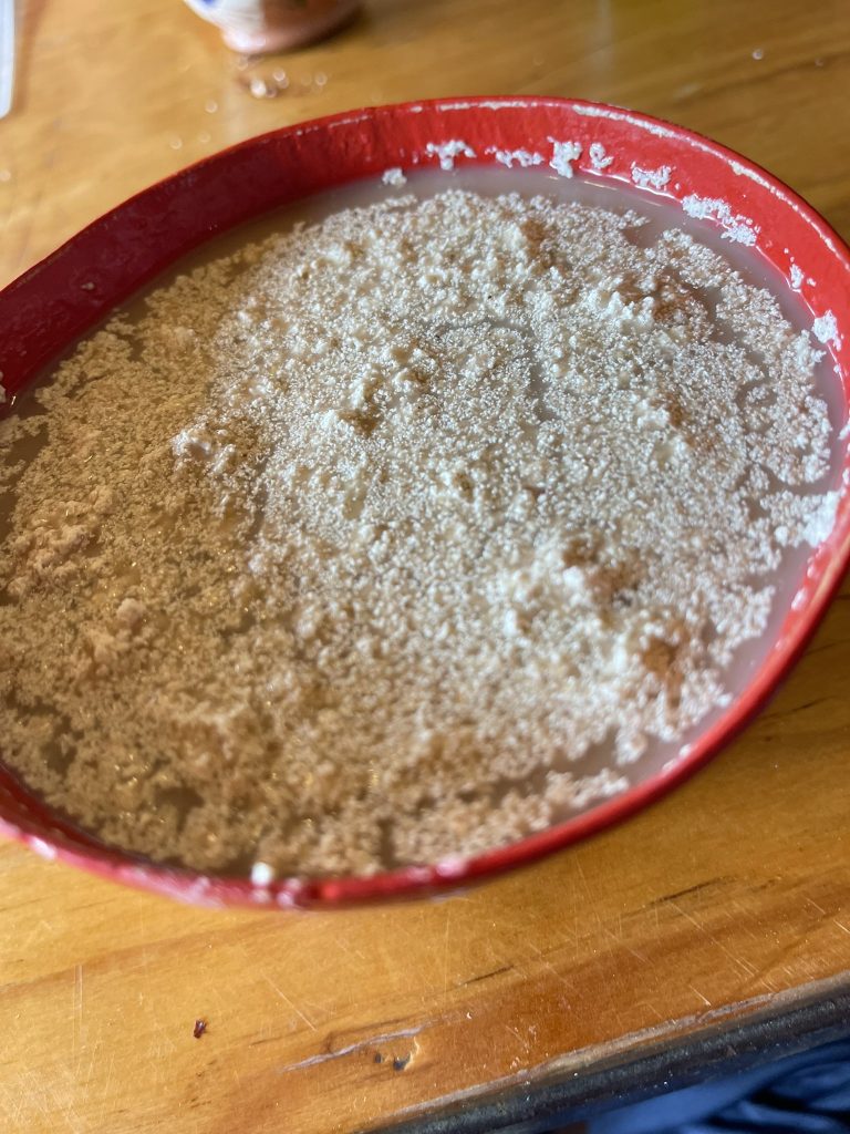 Conoce el popo y el tejate, las bebidas espumosas de Oaxaca