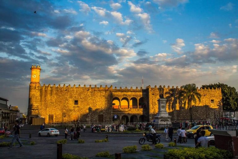 Cuernavaca, pasea por su bella naturaleza y hermosos museos