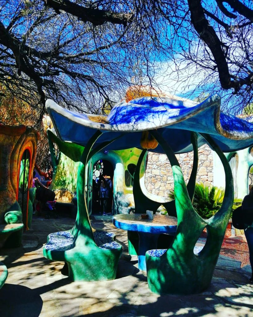 Ranchito Cascabel, siéntete en otro planeta por su estilo futurista