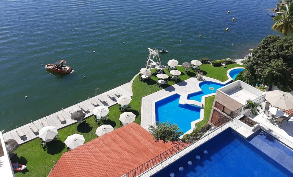 Tequesquitengo, relájate en este destino de aventuras y adrenalina