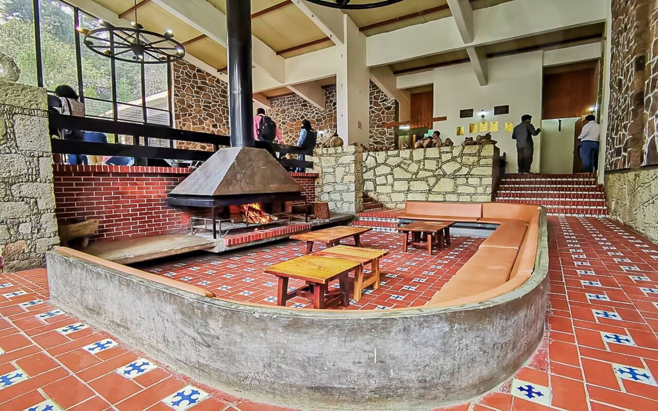 Reabre Albergue Alpino, un espacio del pueblo y para el pueblo