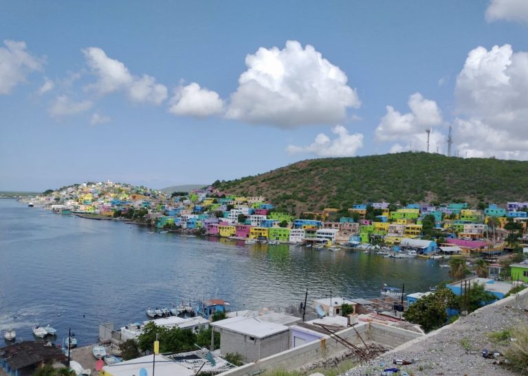 Topolobampo, joyita sinaloense con aguas cristalinas y atardeceres ...