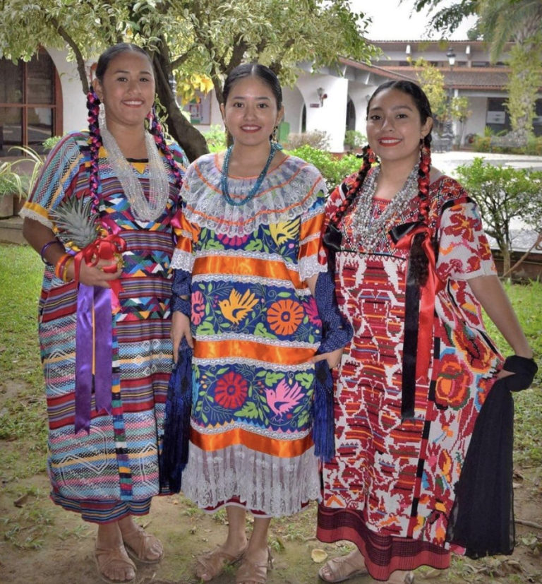 Huipil: orgullo identitario - México Ruta Mágica