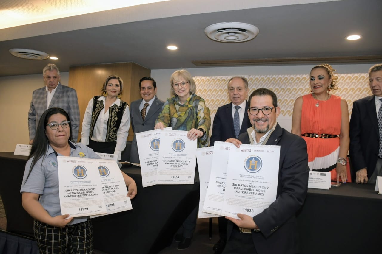Sectur entrega estándares de calidad y certificación turística a prestadores de servicios de la CDMX