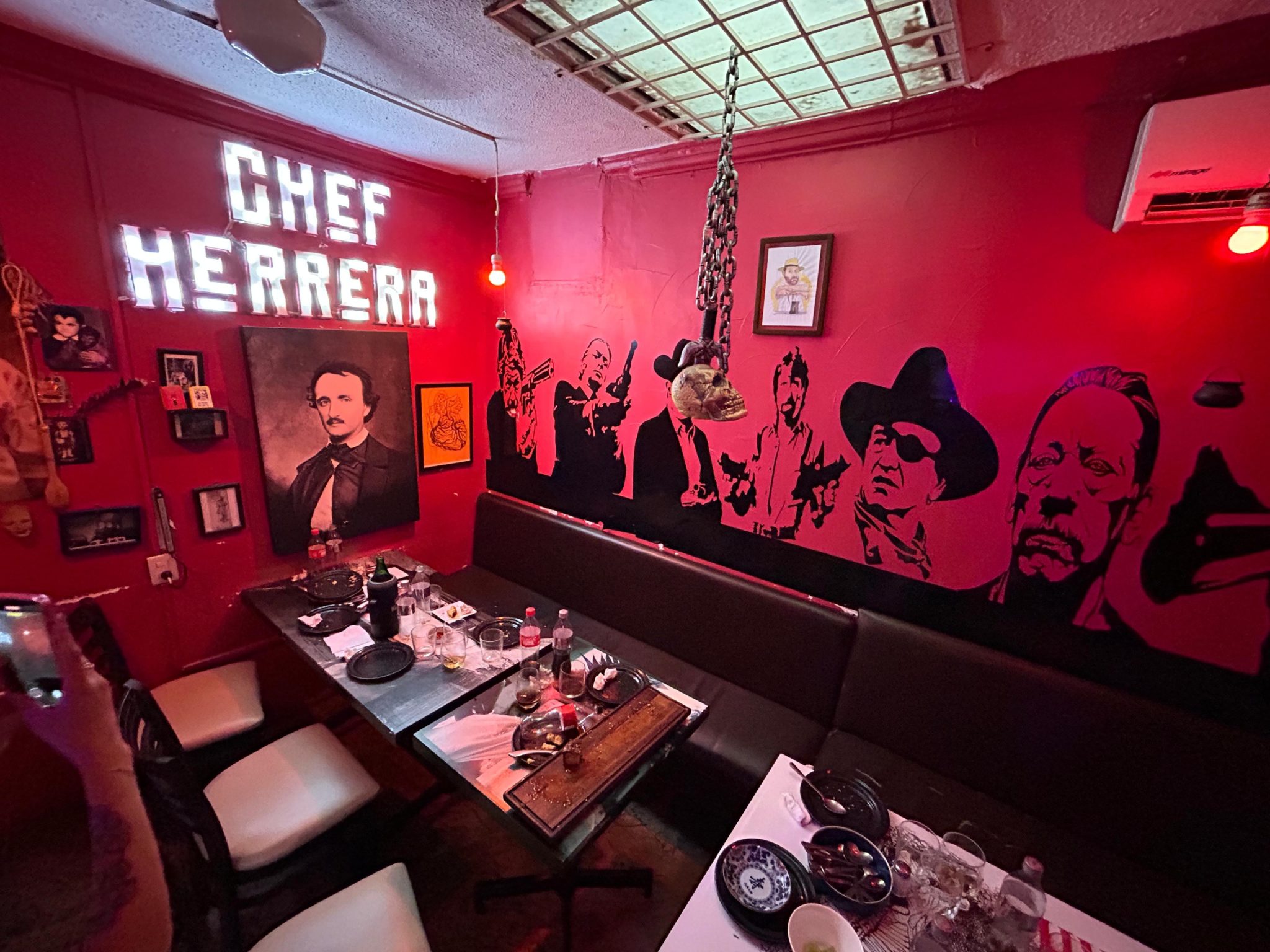 Fonda San Francisco, platillos típicos en un ambiente gótico