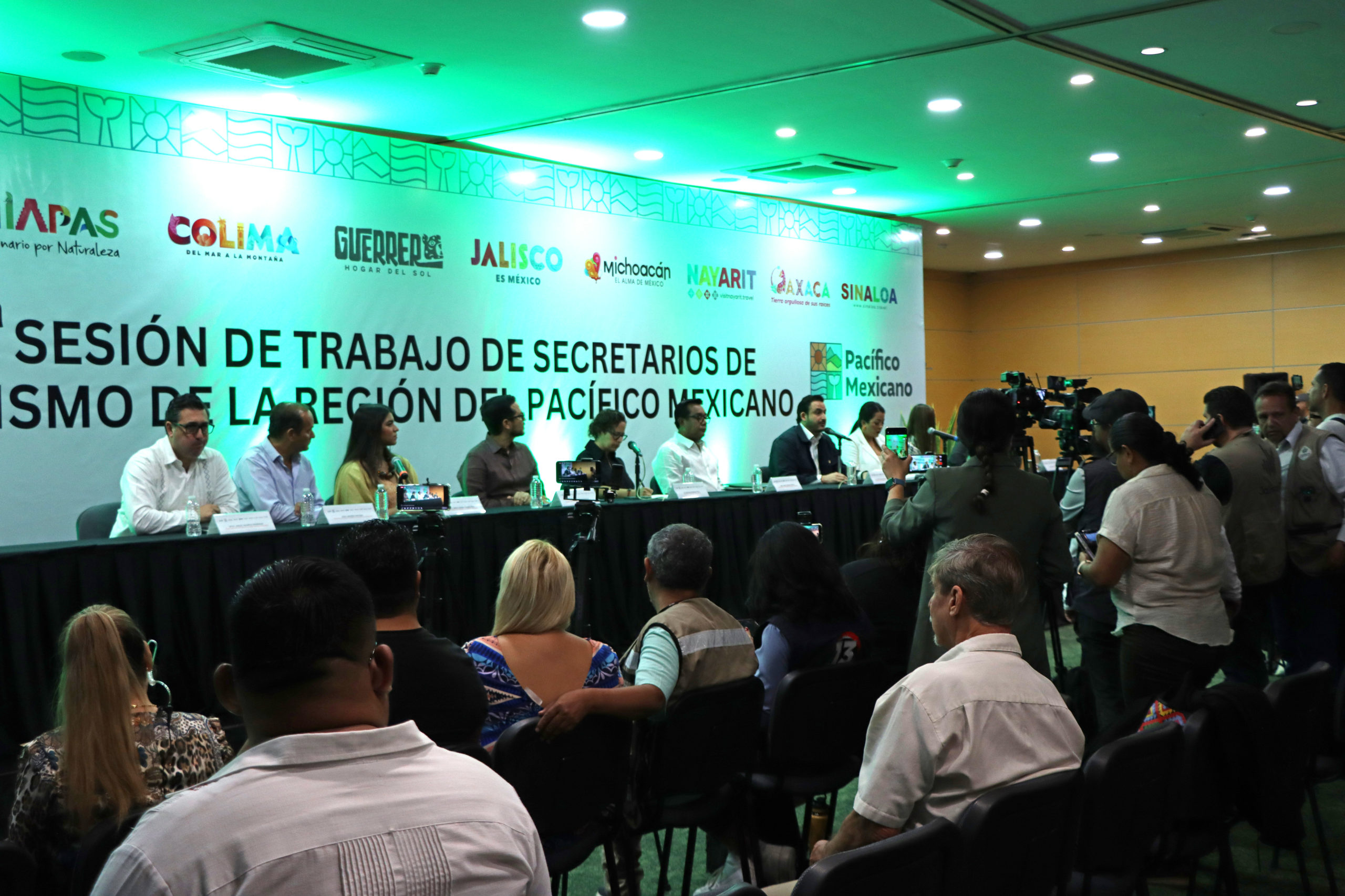 Nombran a Simón Quiñones Orozco coordinador de la Alianza del Pacífico ...